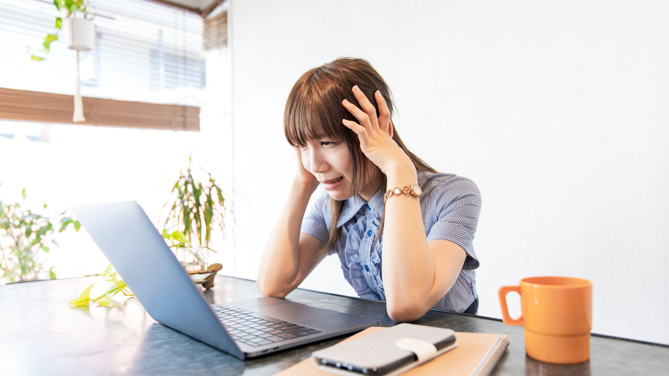 Remote work & anxiety: How to reduce mental distress around ...