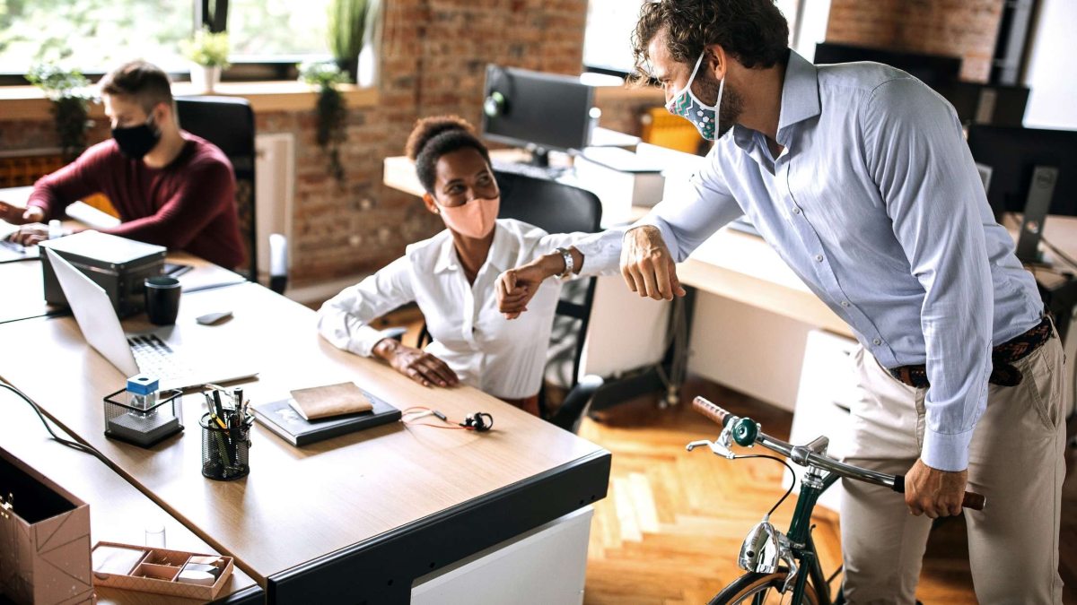 30+ must-read call center articles to add to your playbook