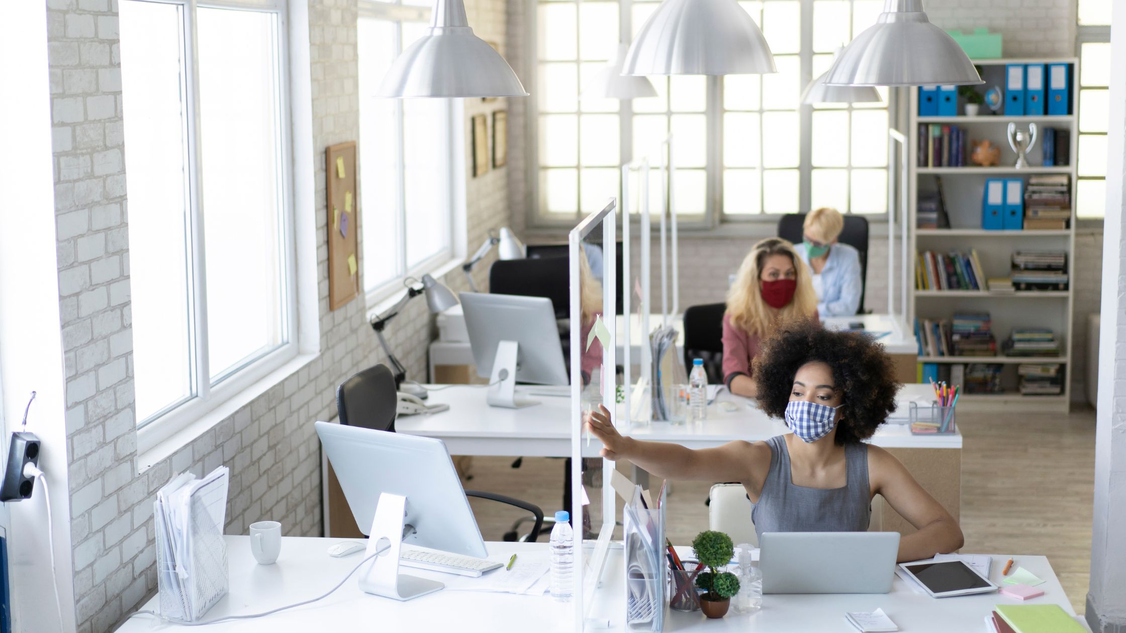 11 American states that offer a return to work bonus - Time Doctor Blog