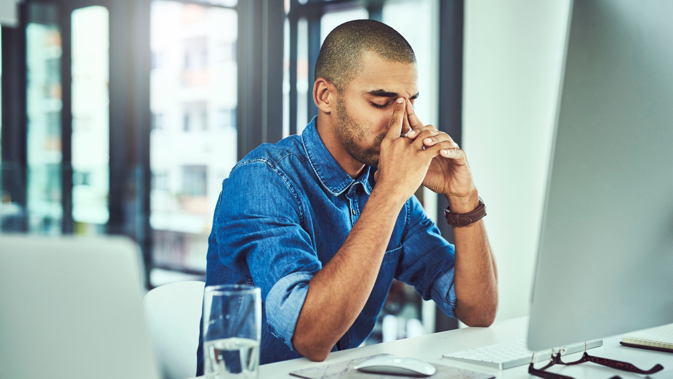 7 employee burnout signs: How to spot and deal with them - Time Doctor Blog