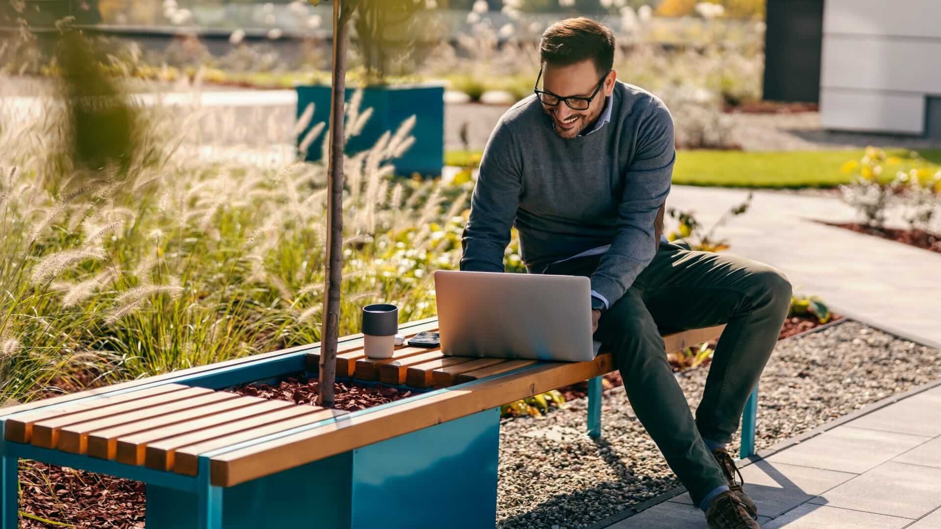 Worried a remote employee isn’t working? 8 ways to know - Time Doctor Blog